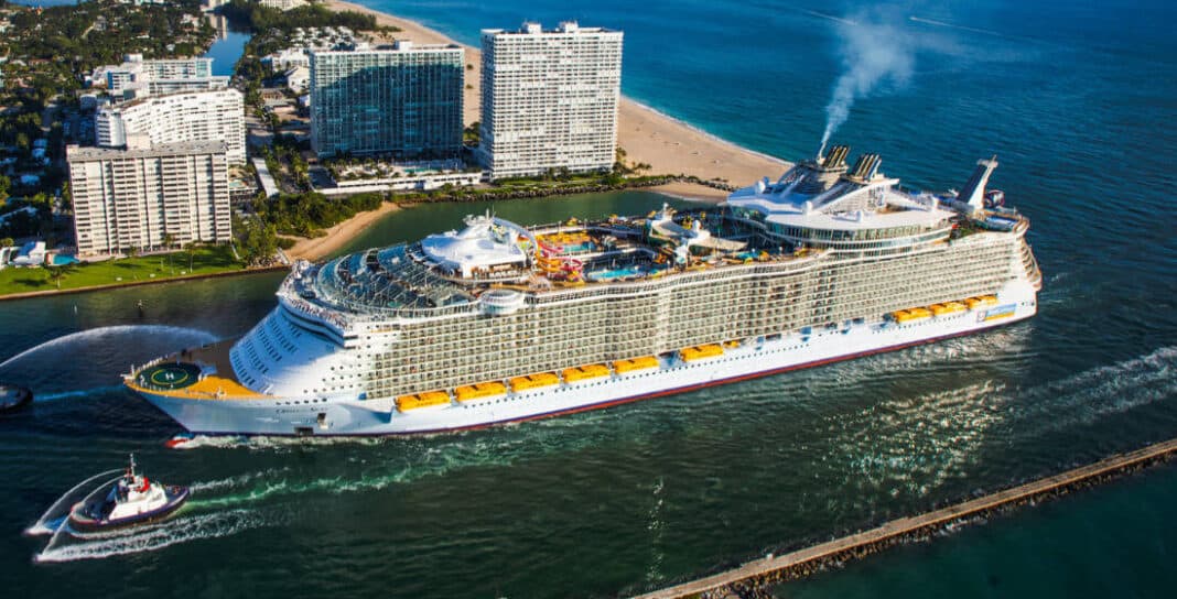 The Best Mega-Ship Ocean Cruise Lines | Top Cruise Lines in the World